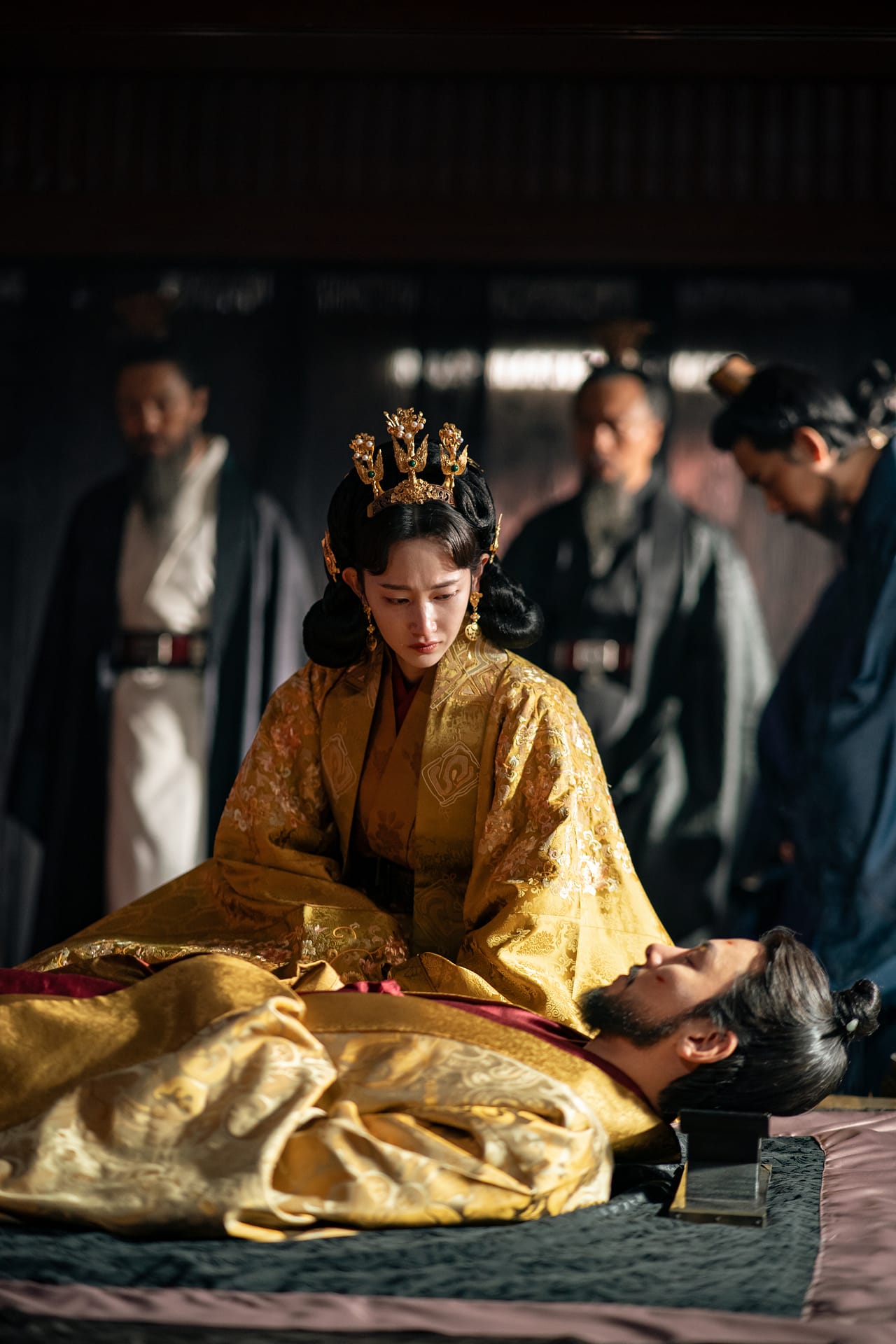 Queen Woo - Paramount